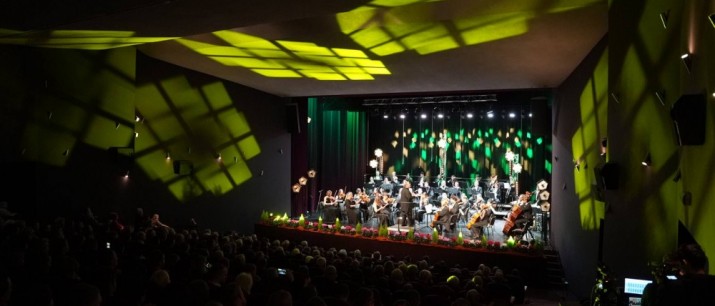 Noworoczna gala w Myślenicach: „Z Galicji do Wiednia” otworzyła 2026 ...